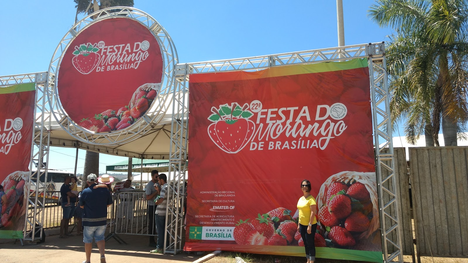 Festa do Morango: aqui ele é celebridade.