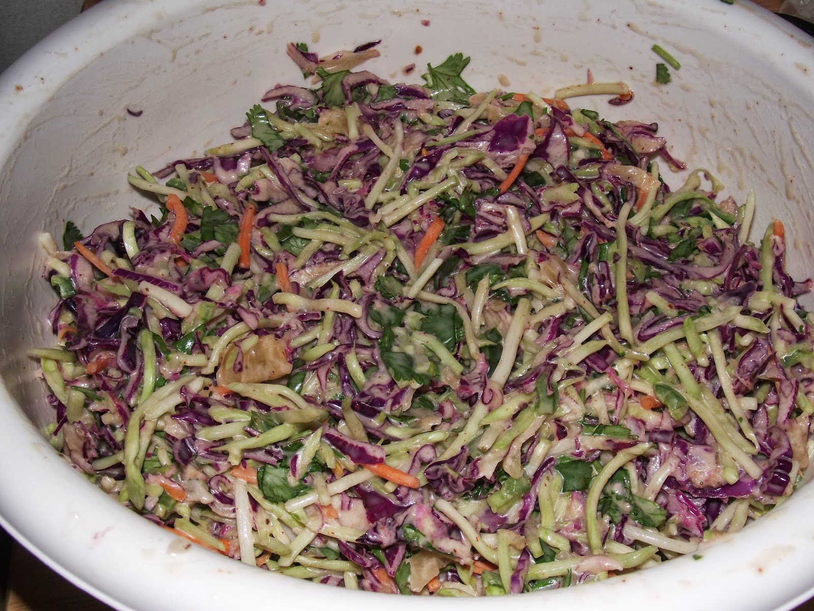 The Unabashed Kitchen Wench: Sweet and Hot Pineapple Jalapeno Slaw