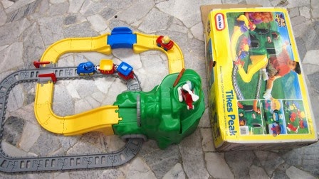 JuaiMurah: Little Tikes Peak Train Set