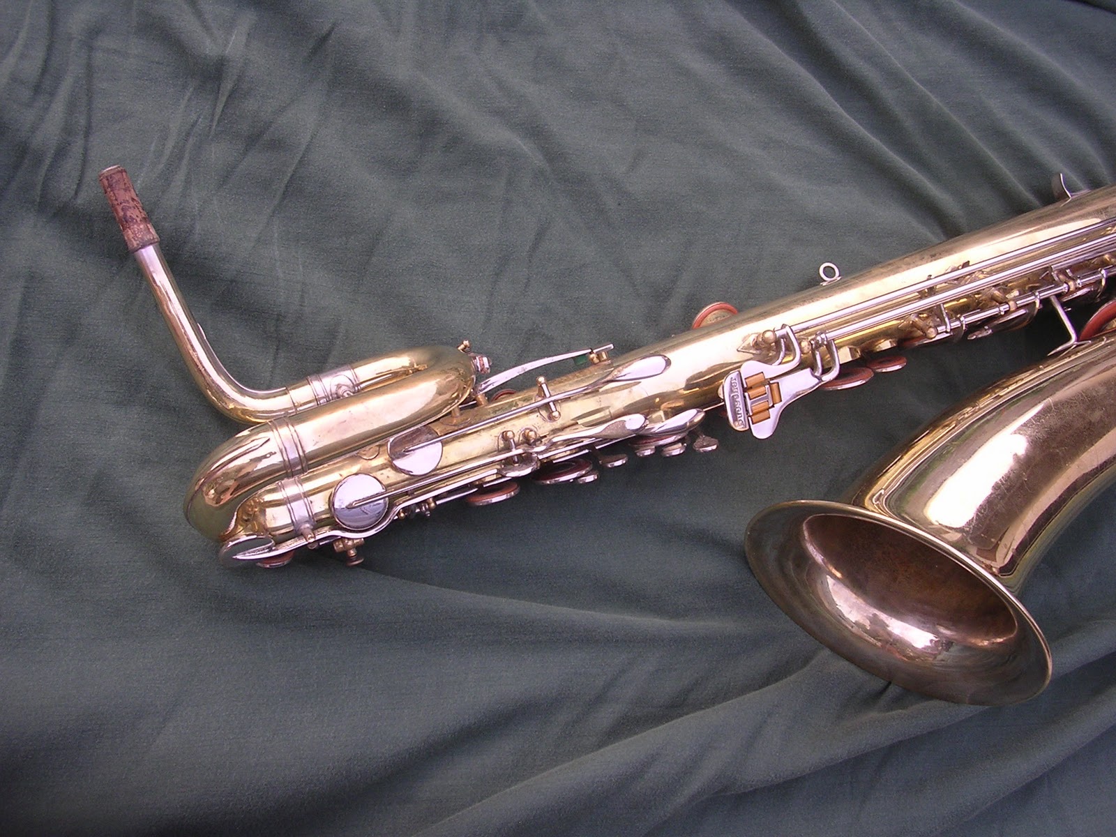 ArgenSax®: Saxo Barítono Buescher 400