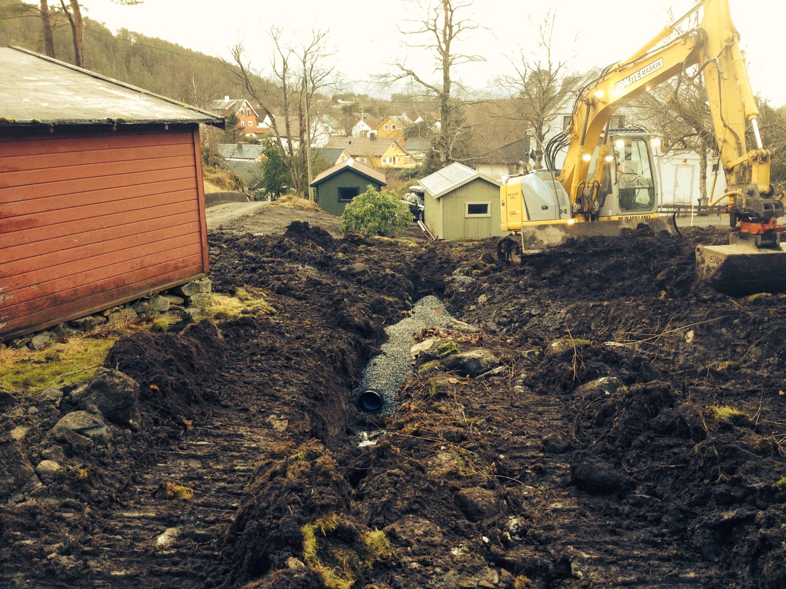 SkienBlinkHus: Graving forsatt