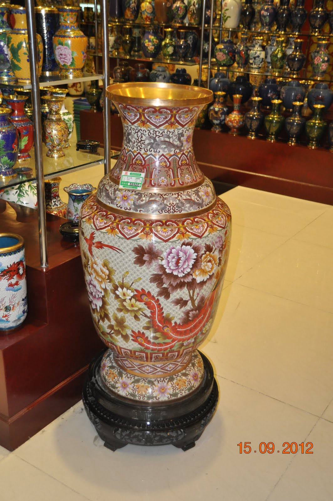 Do Outro Lado do Mundo: Cloisonné