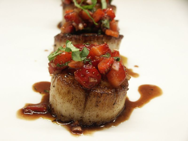 Moveable Feasts: Caramelized Scallops with Strawberry Salsa