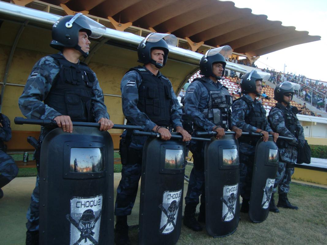 BATALHÃO DE CHOQUE - PMSE: CHOQUE EMPREGA EFETIVO NA DECISÃO DO 2º ...