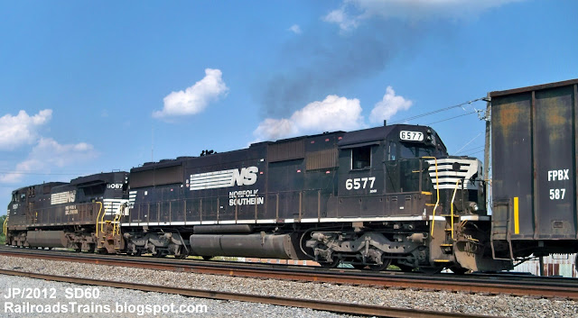 RAILROAD Freight Train Locomotive Engine EMD GE Boxcar BNSF,CSX,FEC,Norfolk Southern,UP,CN,CP ...