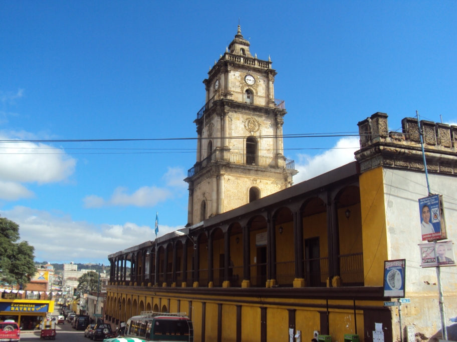 Aquí Guatemala: K'iche' y Q'u'ma'rkaj