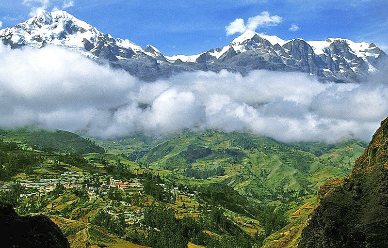 Exóticos lugares turísticos de "Sorata" ~ TuriSMO