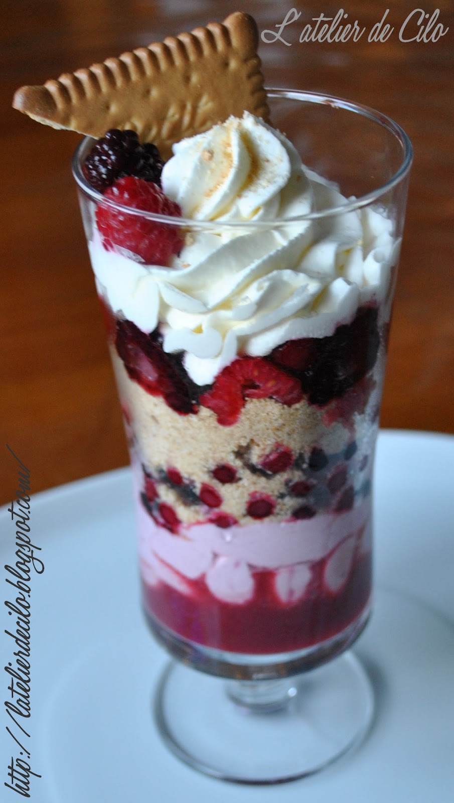 L'atelier de Cilo: Trifle Chantilly / Fruits Rouges / Petit Beurre