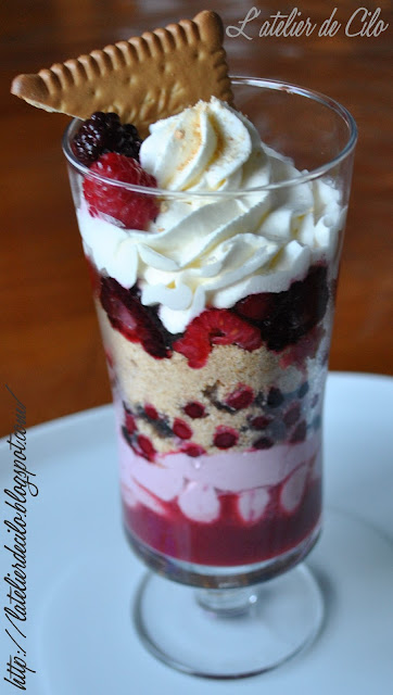 L'atelier de Cilo: Trifle Chantilly / Fruits Rouges / Petit Beurre