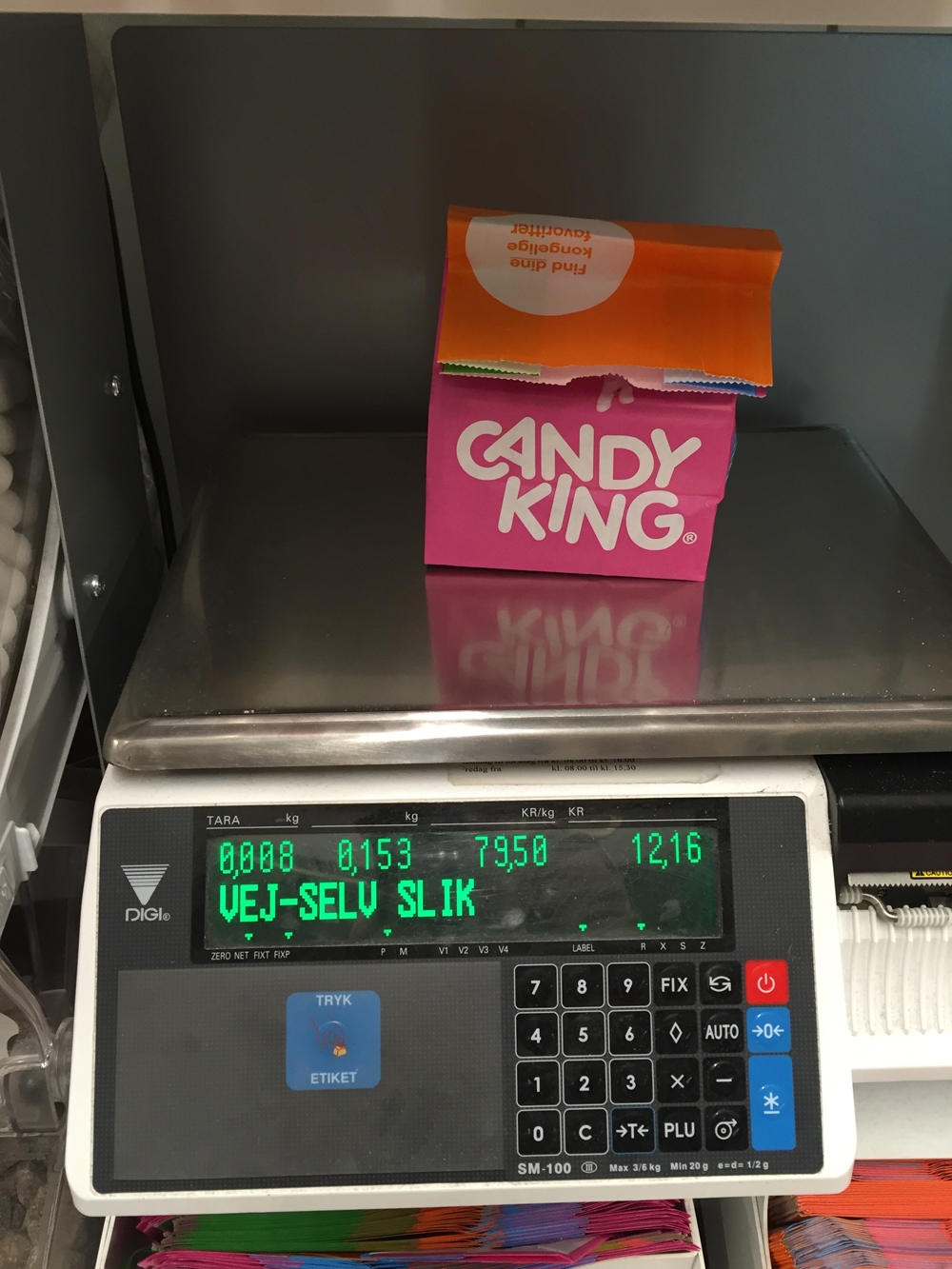 en reference til det at være en rulle malertape: bland selv slik