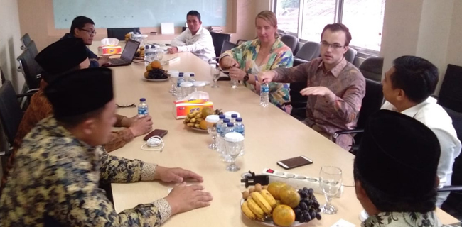 Di Banten, Utusan Kedubes Australia Kagum Kiprah PKS Di Banten, Utusan Kedubes Australia Kagum Kiprah PKS