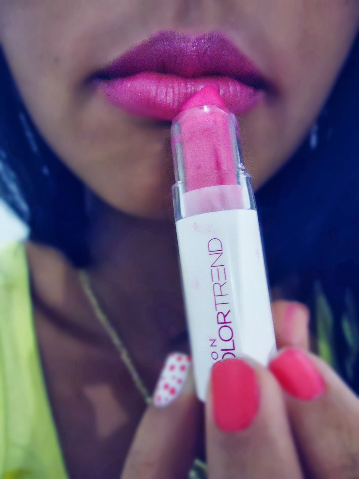 LLPB: Resenha: Rosa chiclete e o violeta trendy da avon