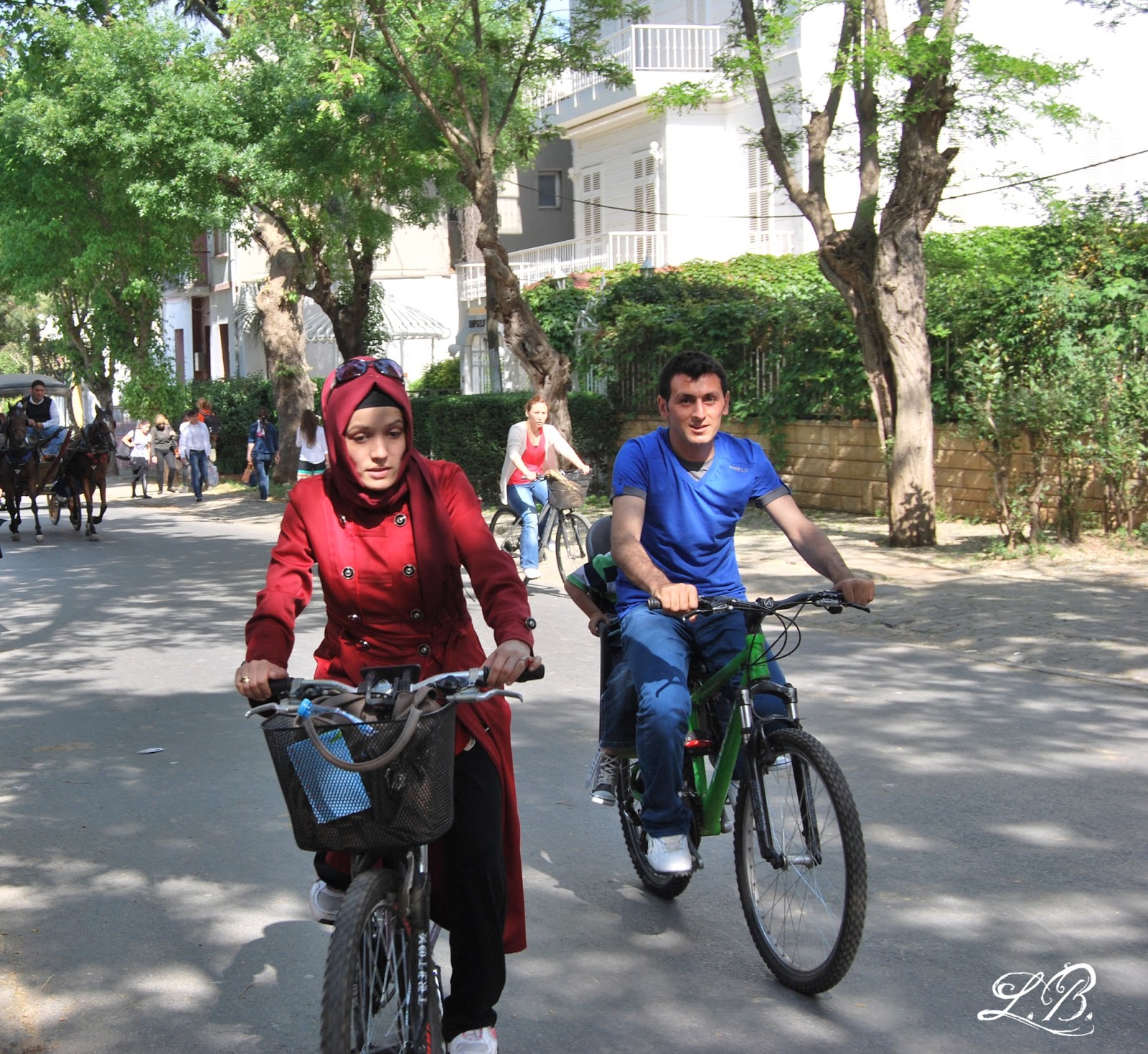 Sobrevolando la Cultura: ESTAMBUL: UNA CIUDAD CON OLOR Y SABOR A ESPECIAS