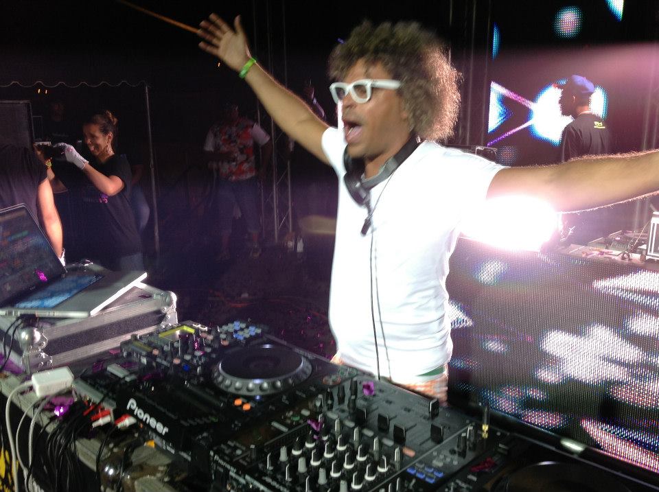 DJ Edward Allen @ Carnavales OCU 2013. ~ ElectronicaPanama.com... La ...