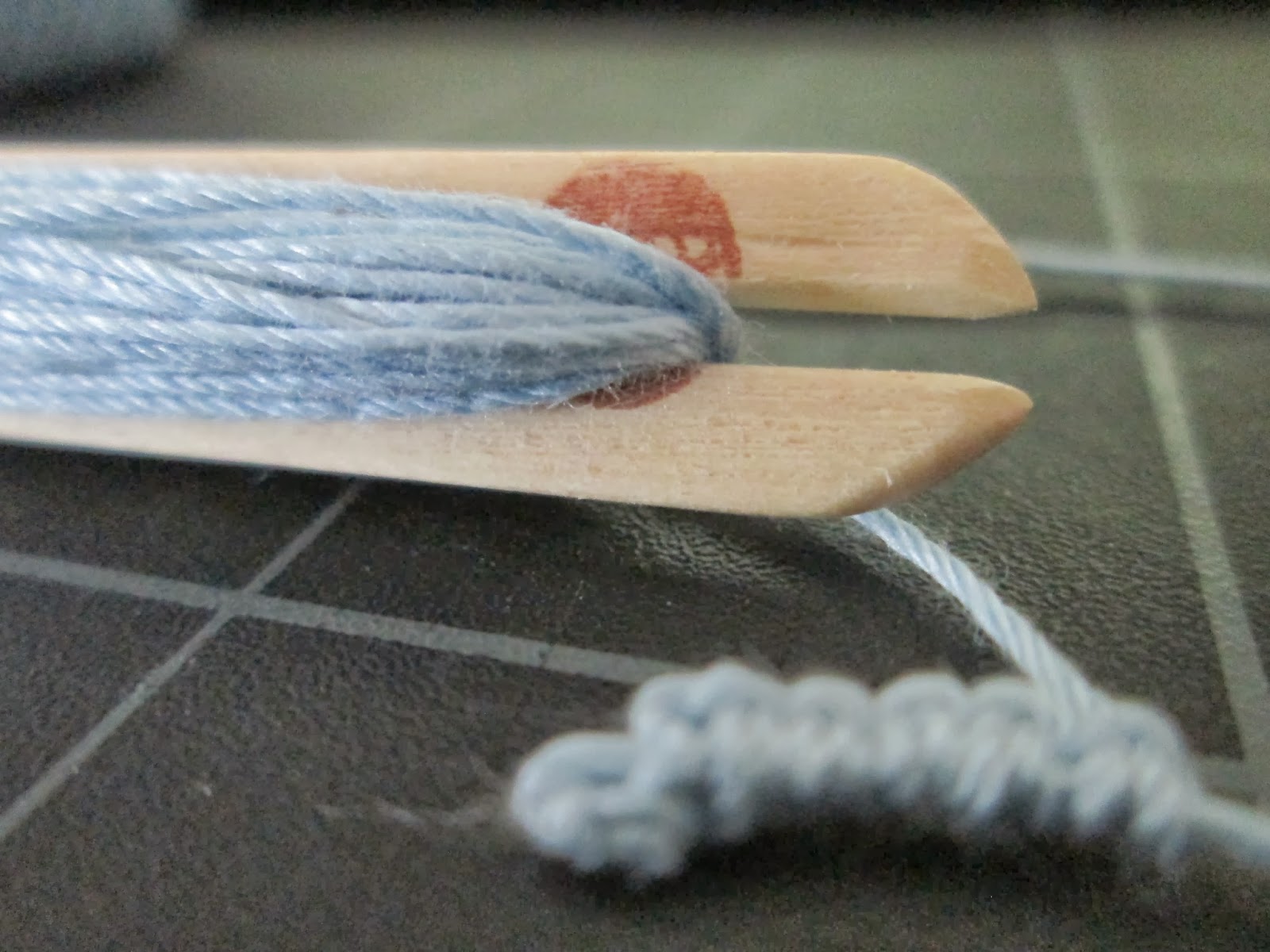 Make a Celtic Tatting Shuttle