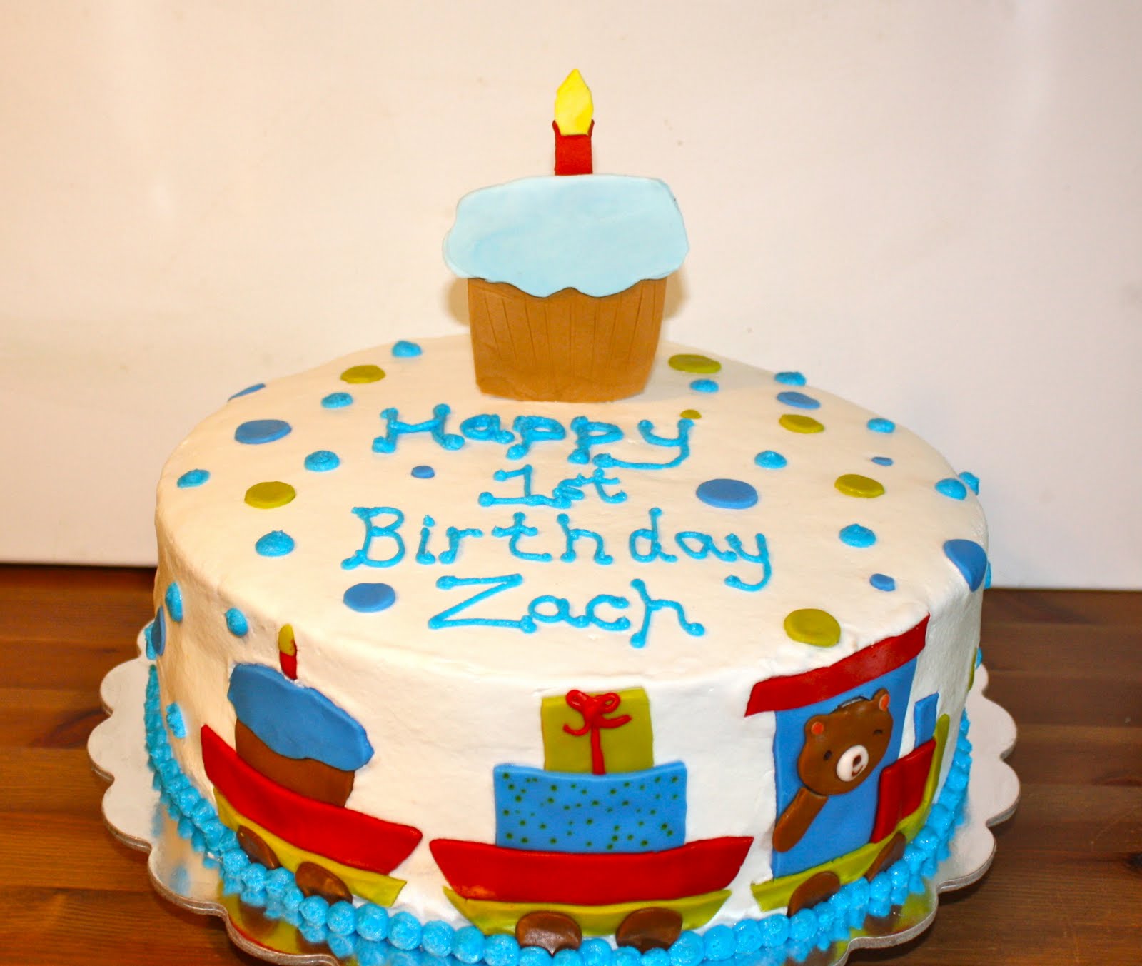 Kake: Teddy Bear Train Cake