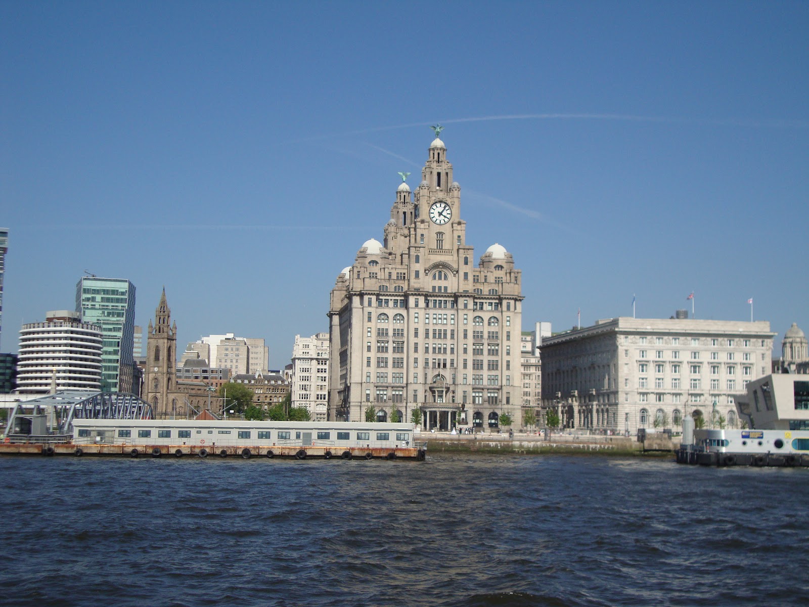 LIVERPOOL: PASSEIO DE FERRY PELO MERSEY - Por aí, na Inglaterra