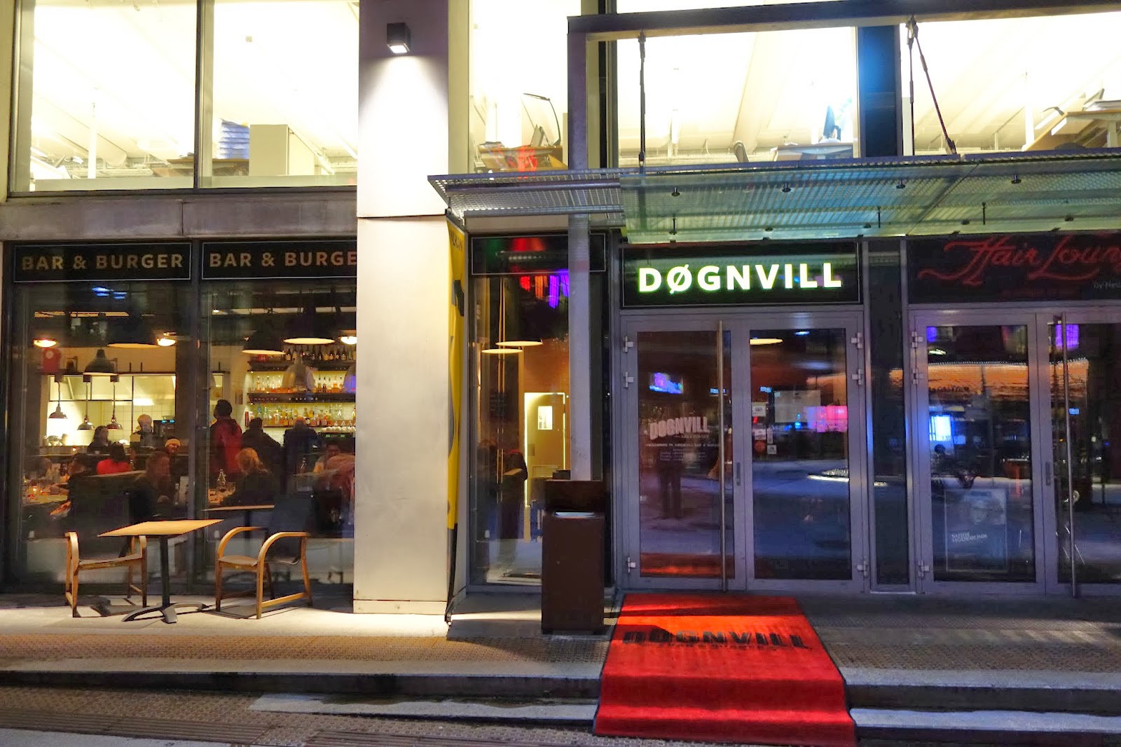 Smaken av Oslo: Uke 9 - Døgnvill Bar & Burger på Vulkan