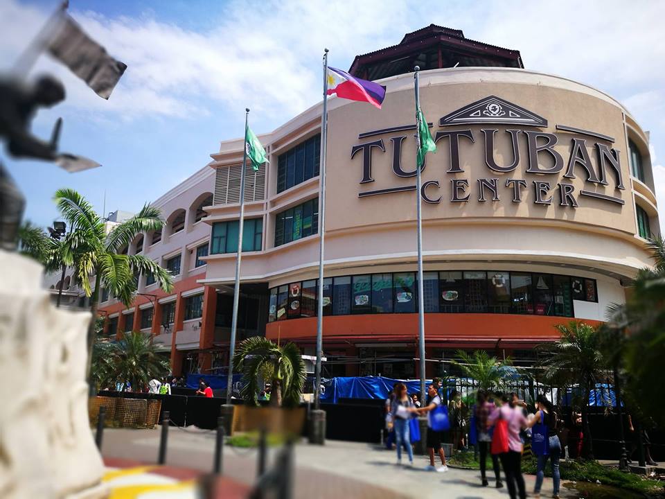 Lemon GreenTea: Its Christmas shopping time at Tutuban Center!