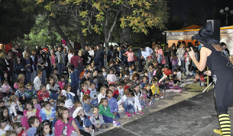 Λαϊκή Εξουσία: ΛΑΟΘΑΛΑΣΣΑ ΣΤΟ 41ο ΦΕΣΤΙΒΑΛ ΤΗΣ ΚΝΕ την πρωτη μερα