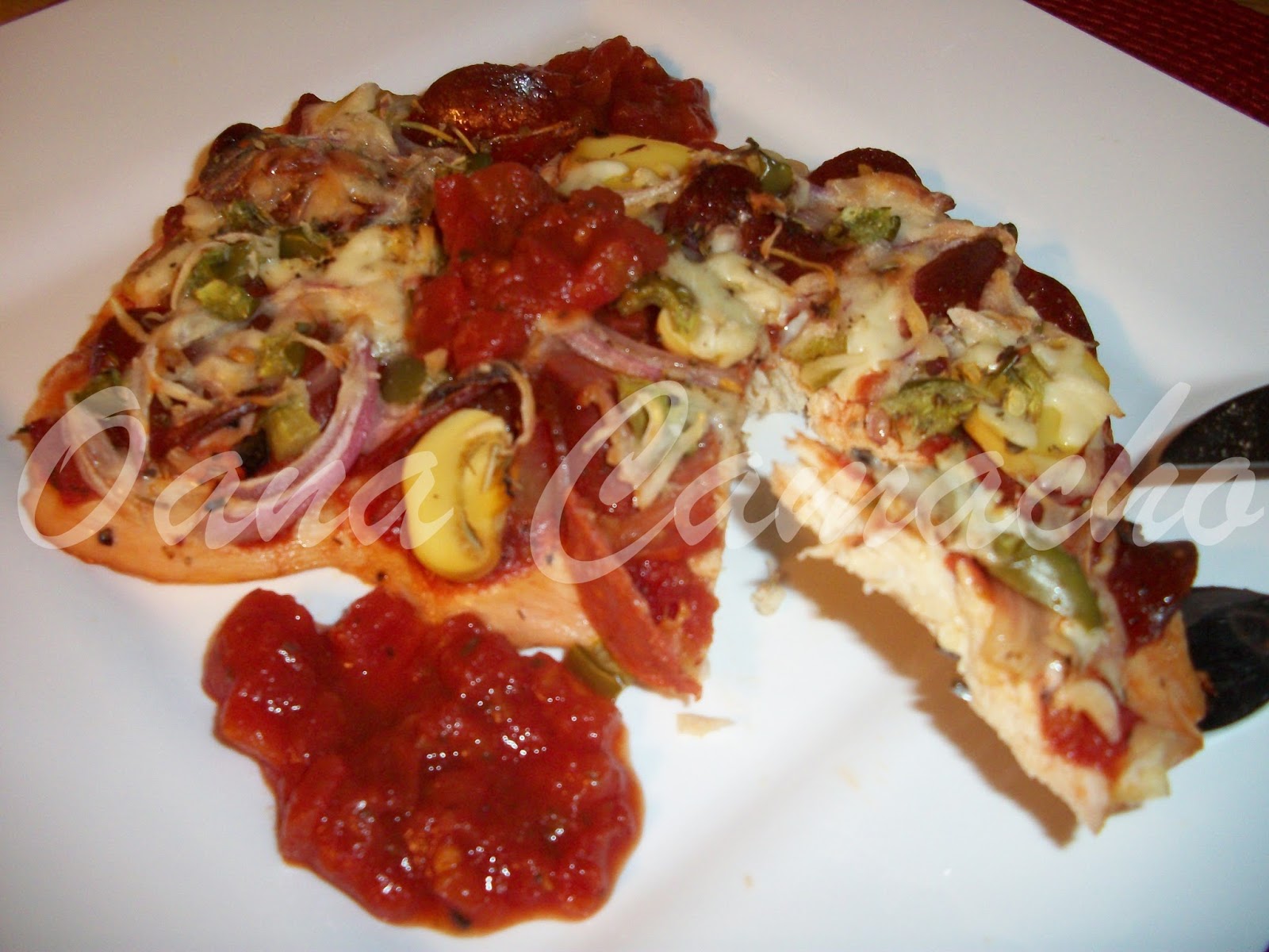 Cooking with love ! : "Pizza" de pui fara blat ( Chicken "pizza ...
