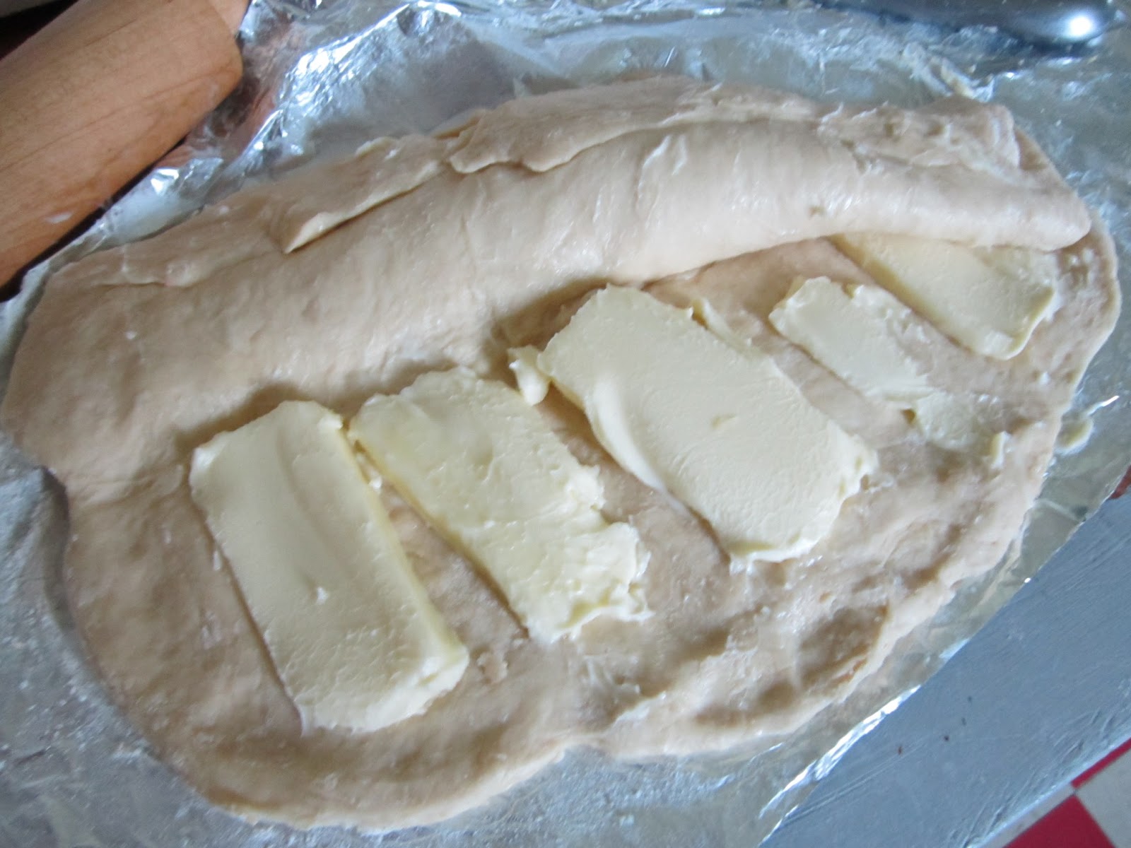 Yankee-Belle Cafe: Puff pastry pinwheel cookies.... Sorta.
