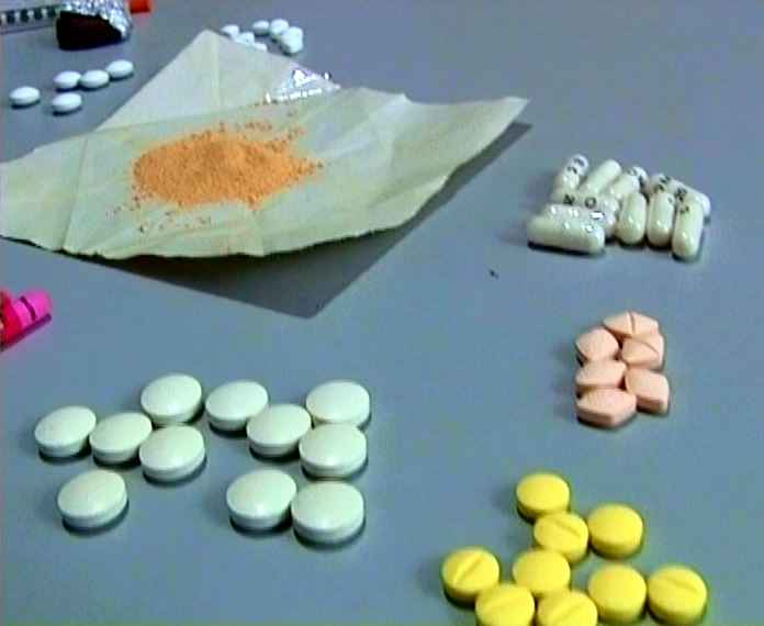 LAS DROGAS EN EL SALVADOR: LAS DROGAS