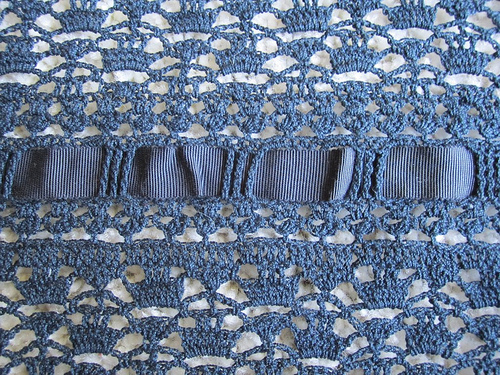 Sa invatam sa crosetam si sa tricotam: bluza crosetata