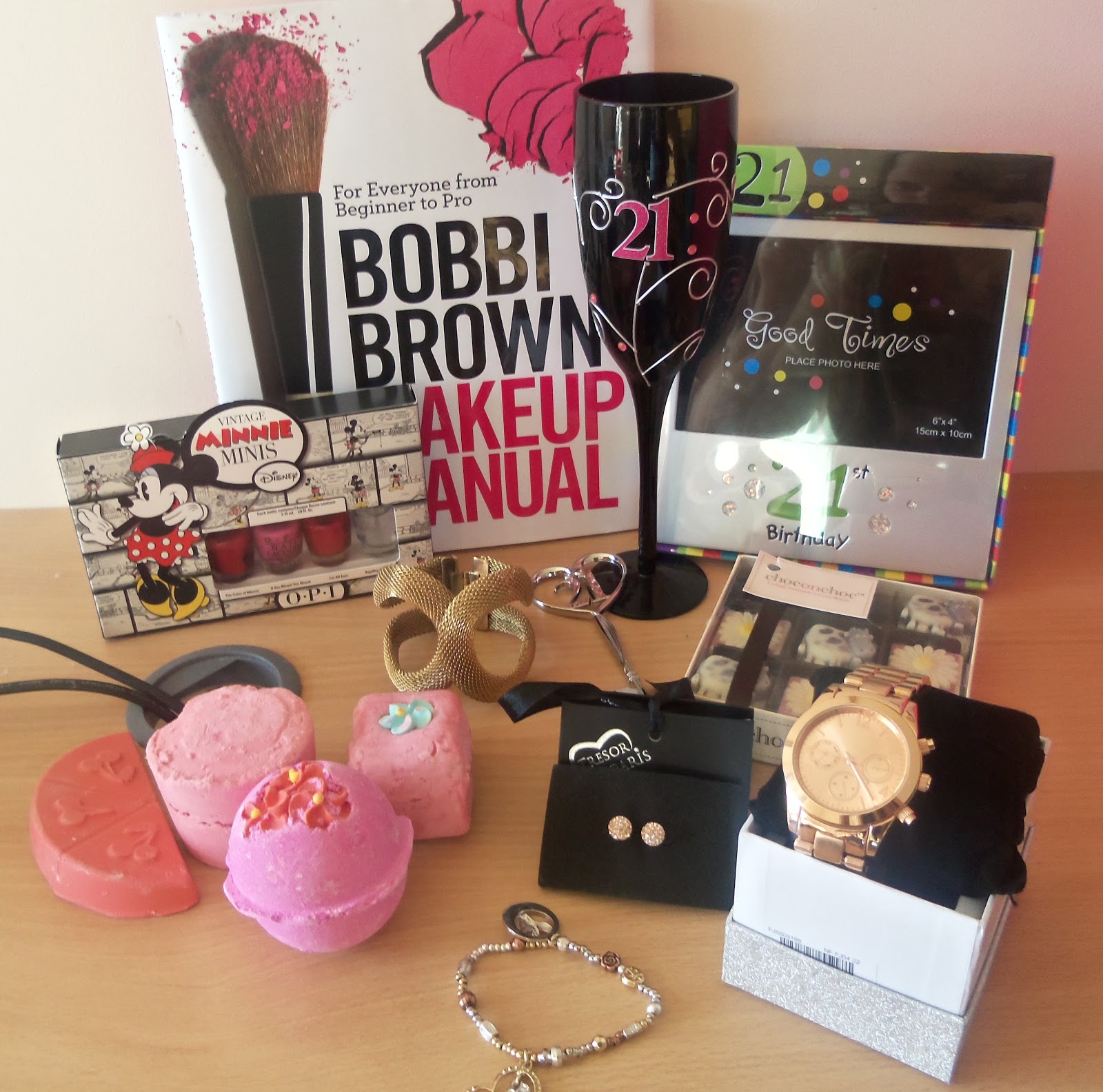 Mini 21st Birthday Haul | Buttons and Bows X
