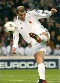 Memorable Matches: Zidane goal Vs Bayer Leverkusen