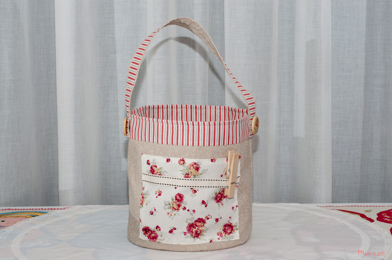 Mi Cachito de Patchwork: Bolsa para guardar pinzas de la ropa