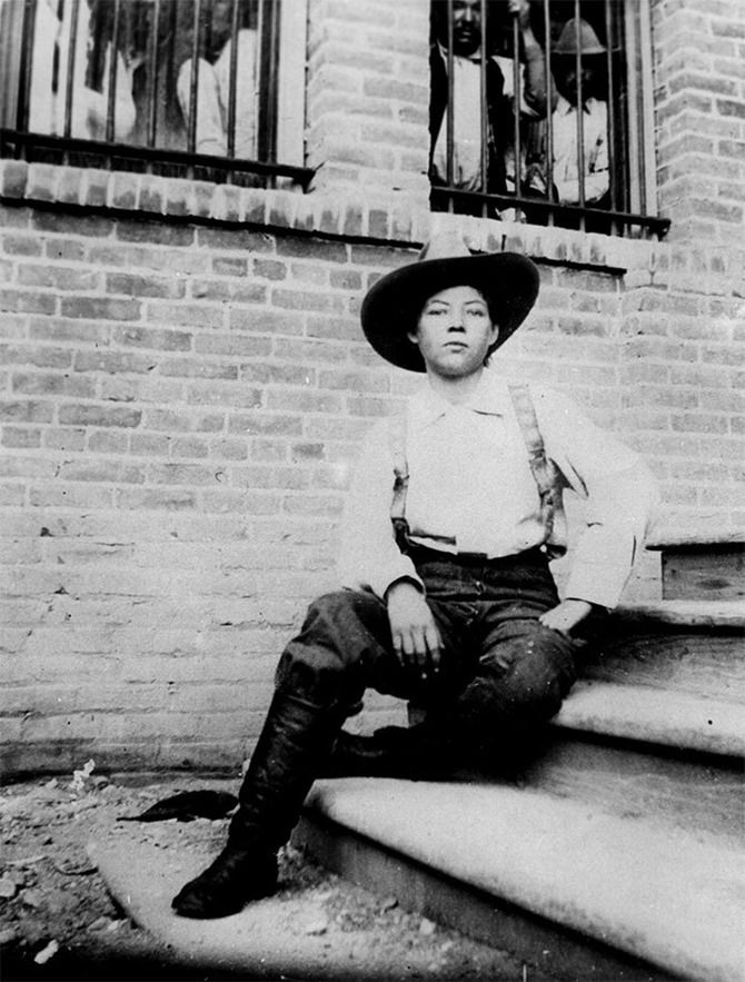 Sixgun Siding: May 2019