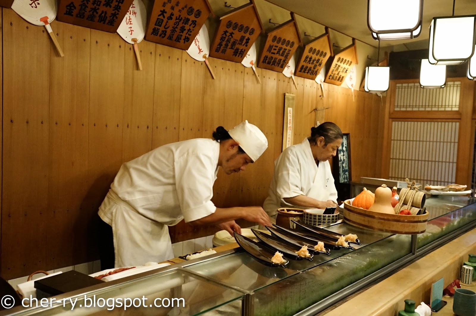 Life of a Lil Notti Monkey: Hashida Sushi, Tokyo