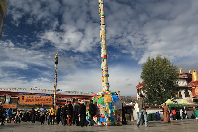 JACEK PAWLICKI PICTURES: Tibet, Lhasa, The Magic of Barkhor, September 2011
