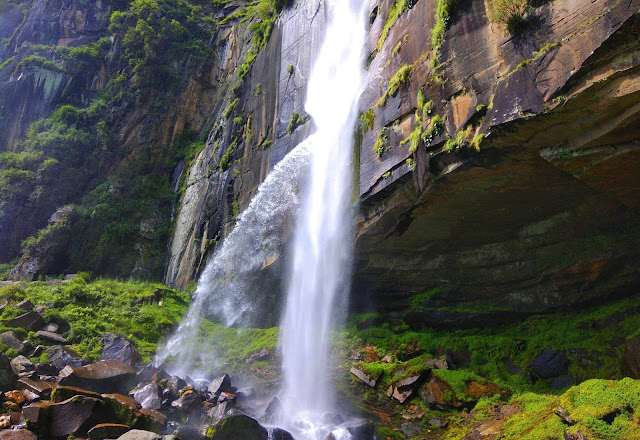 Jogini Waterfall Manali - tripambitions