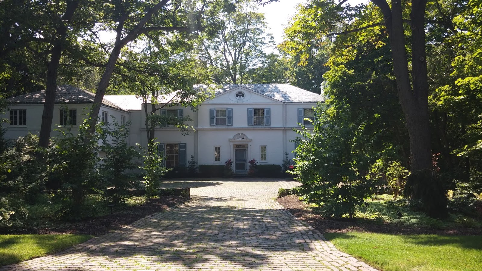 The Adventures of Blogger Mike: Deb's House - "Weird Science" Filming ...