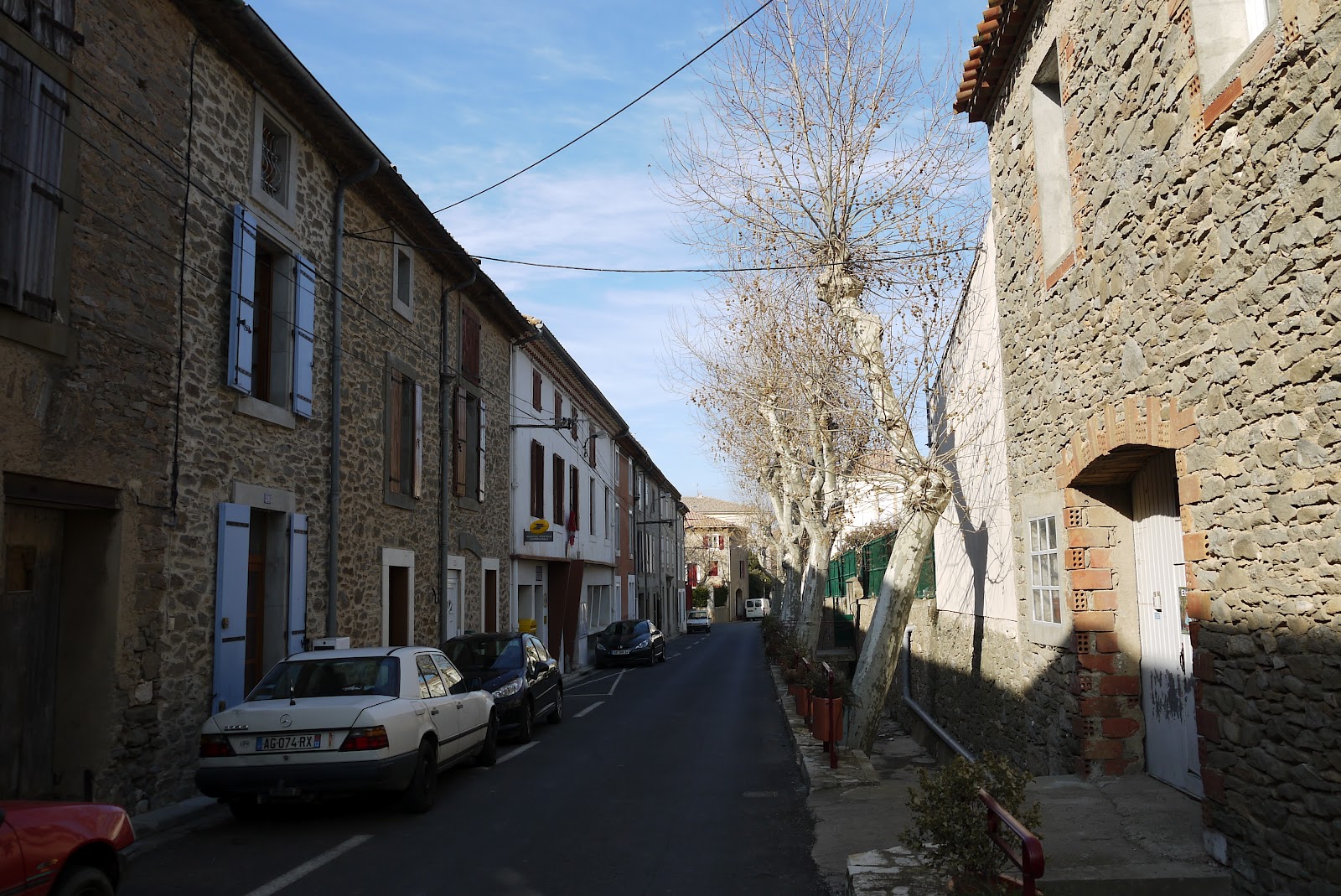 Dans un village français - Oupia, 2012: Oupia - Département de l ...