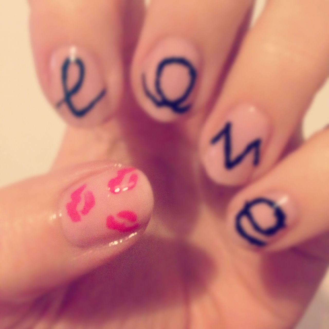 Lippy Lucie: Hump Day Love Nails