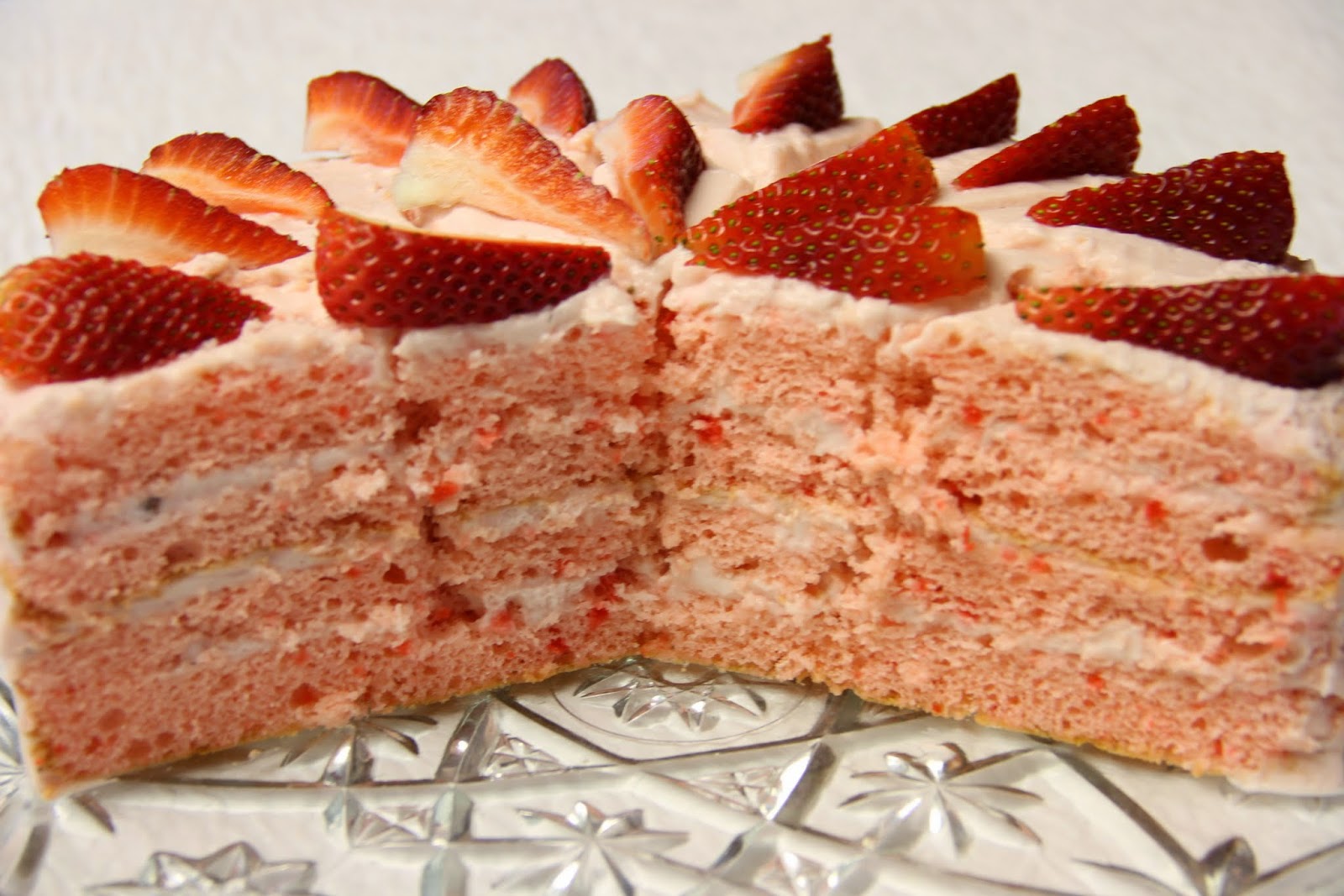 Mennonite Girls Can Cook: Strawberry Shortcut Layer Cake