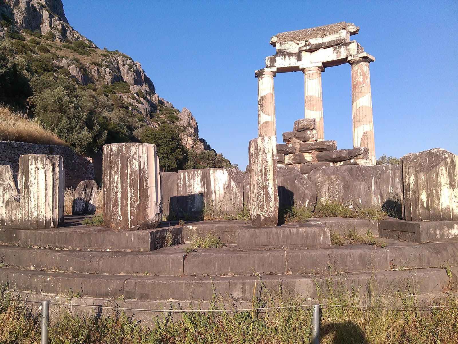ΜΑΝΤΕΙΟ ΔΩΔΩΝΗΣ ΙΩΑΝΝΙΝΩΝ: ΙΕΡΟ ΑΘΗΝΑΣ ΠΡΟΝΑΙΑΣ... ΚΑΤΩ ΑΠΟ ΤΟΝ ...