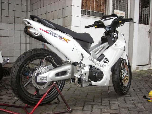 Foto Modifikasi Supra X 125 Monoshock Terbaru