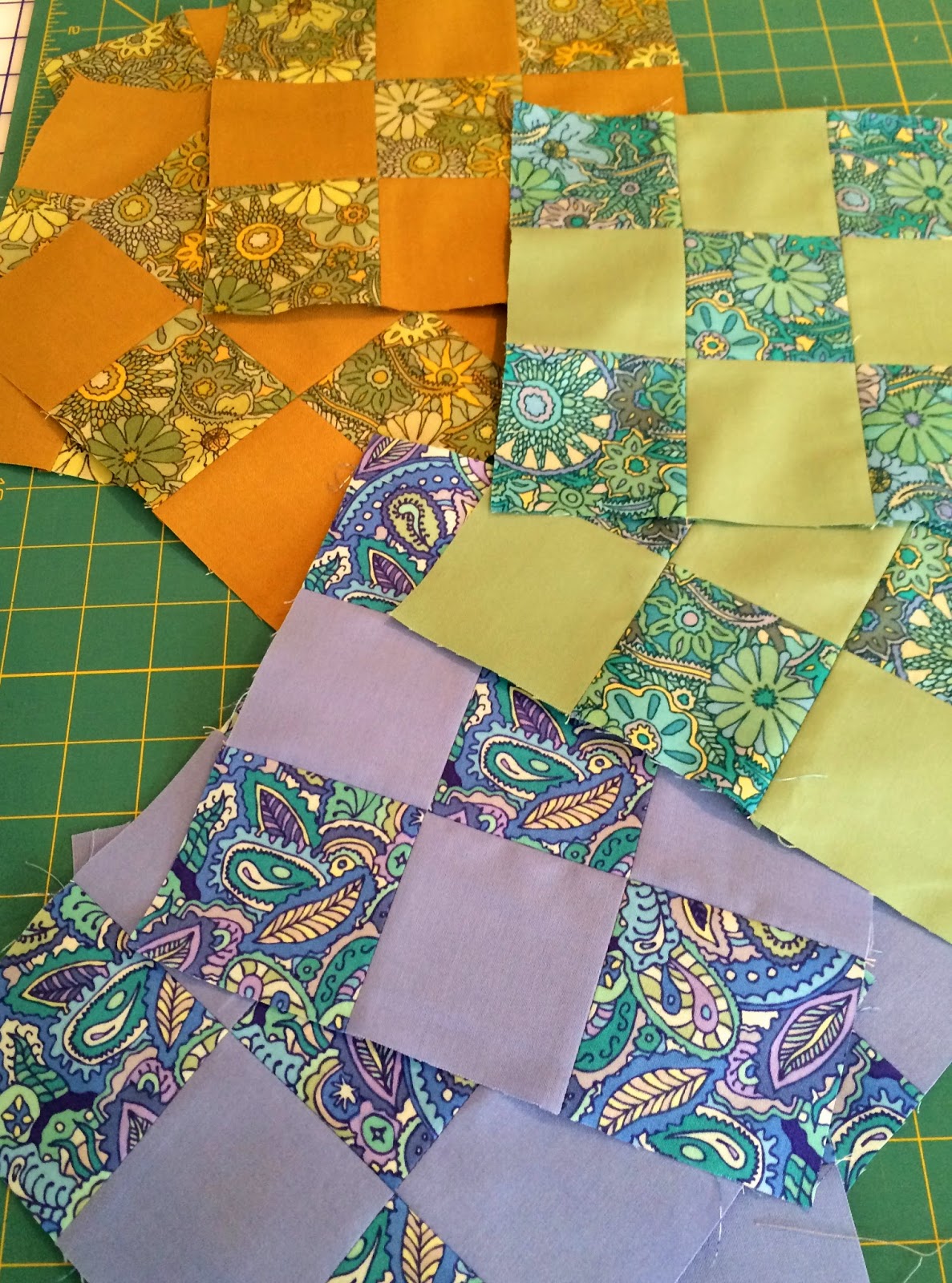 Modern Quilt Relish: more Dorothy's Snappy 9 Patches