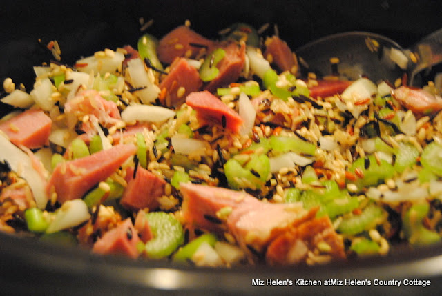 Slow Cooker Ham and Wild Rice Soup