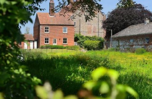 The Holiday Cottages: Ludham Hall, Ludham, Norwich, Norfolk