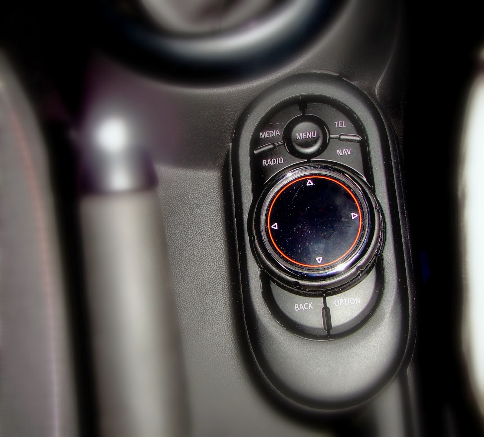 the Bucket: Bucket Seat: Mini Cooper Hatch