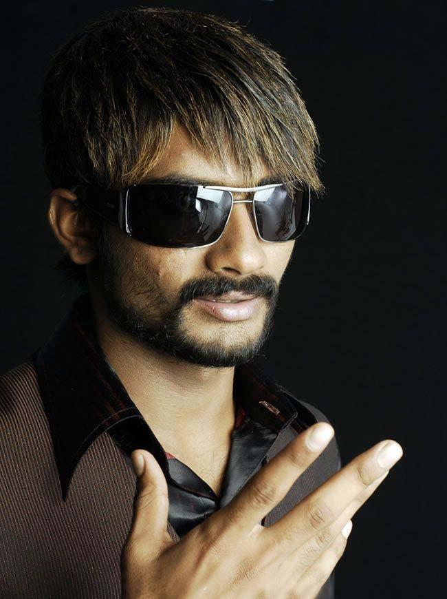 Kasthoori Kannada: Personalities - Yogesh (Loose Mada)