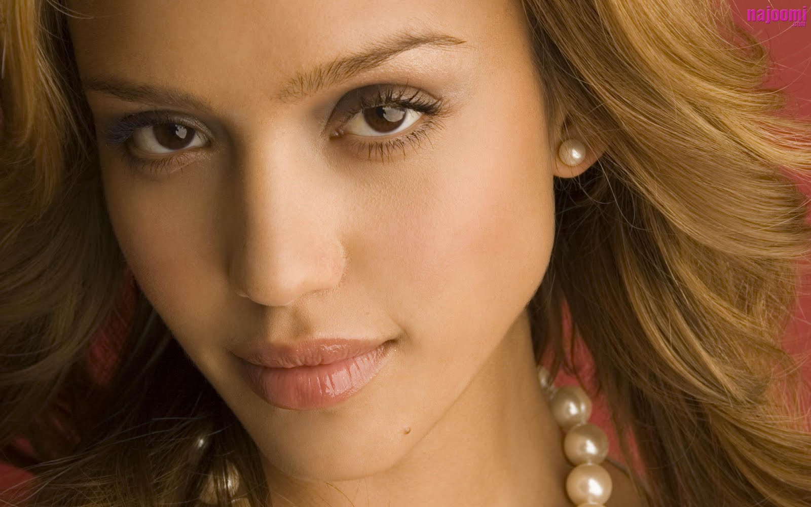 ABC Hollywood: jessica alba eyes