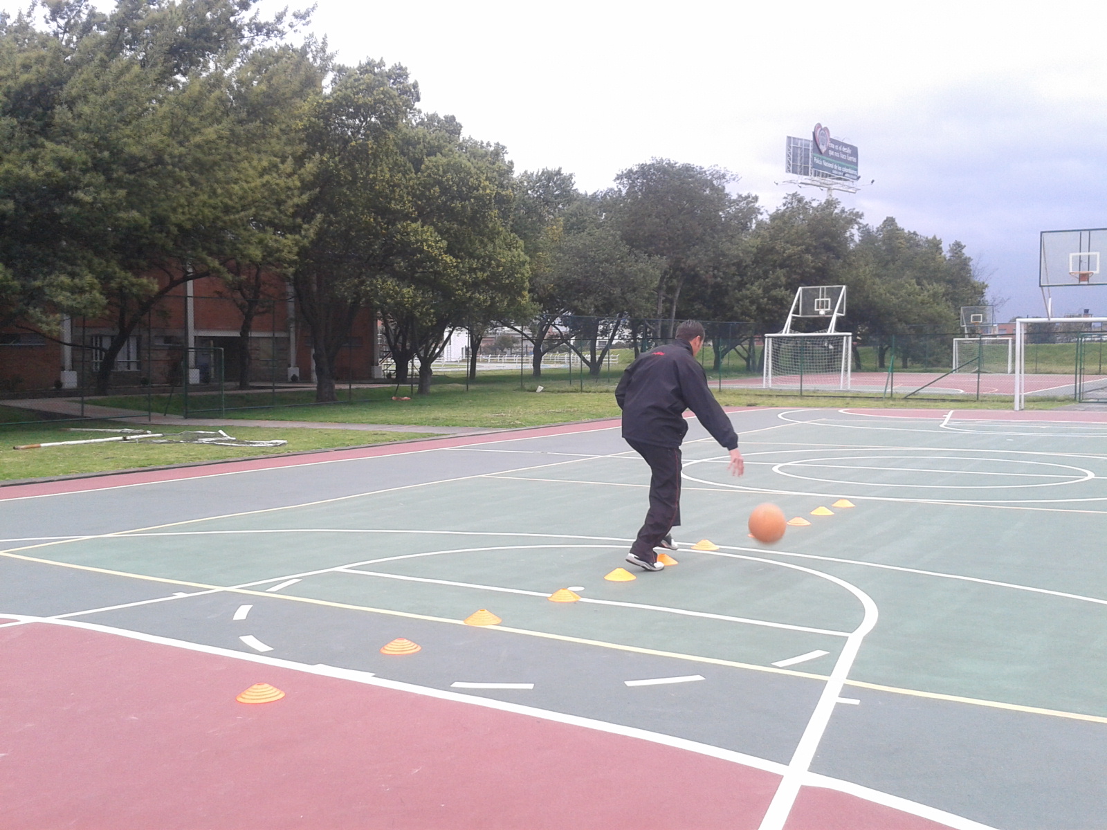 baloncesto: EL DRIBLING