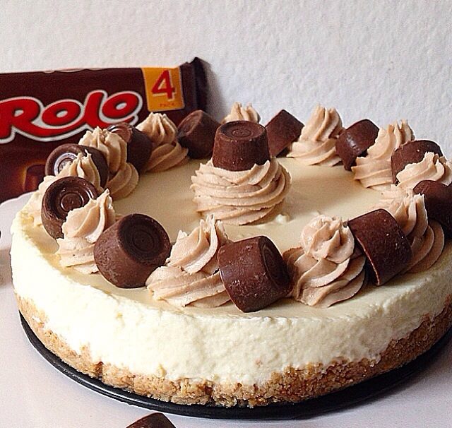 Baking is Love: no-bake chocolate rolo cheesecake.
