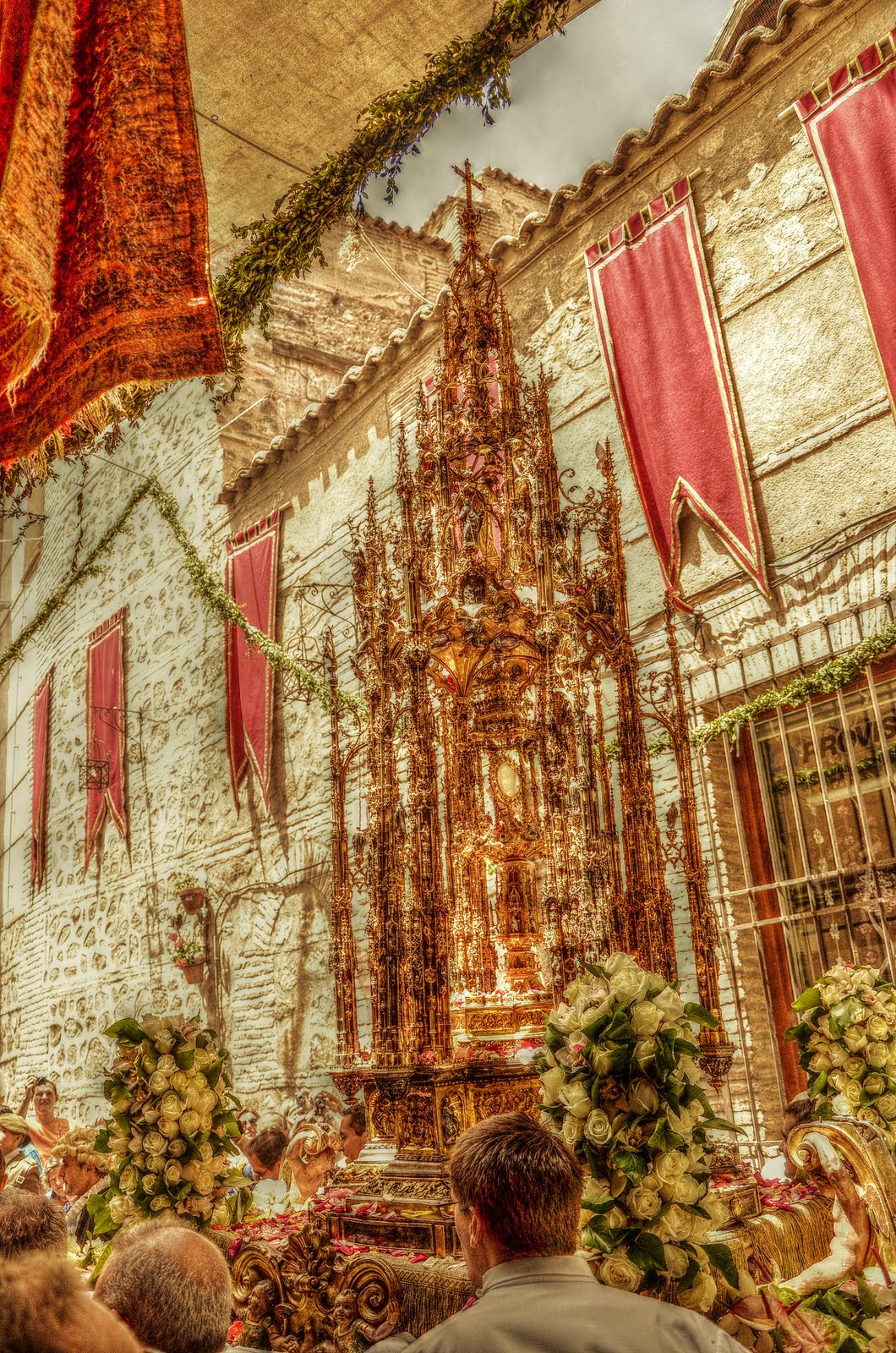 FOTO DE TOLEDO. RETAZOS DE COLOR: LA CUSTODIA DE ARFE